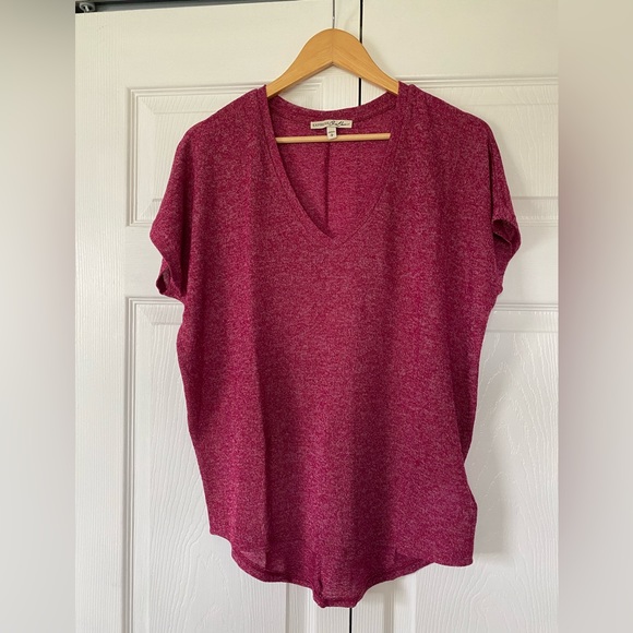 Express | Tops | Express Highlow V Neck Womens Short Sleeve Top | Poshmark